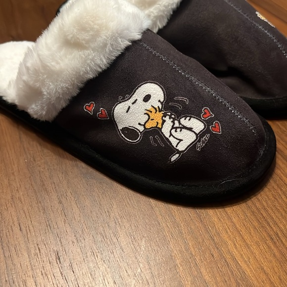 The Bradford Exchange | Shoes | Peanuts Snoopy And Woodstock Womens ...